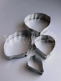 POPPY PETAL CUTTERS (MEDIUM) © – Sugar Art Studio